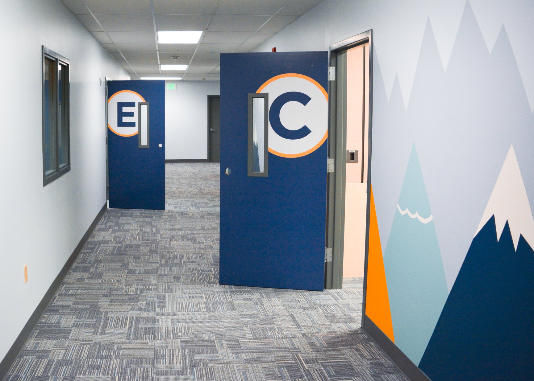 Custom Wall Signs Toronto | Commercial Business Office Signs