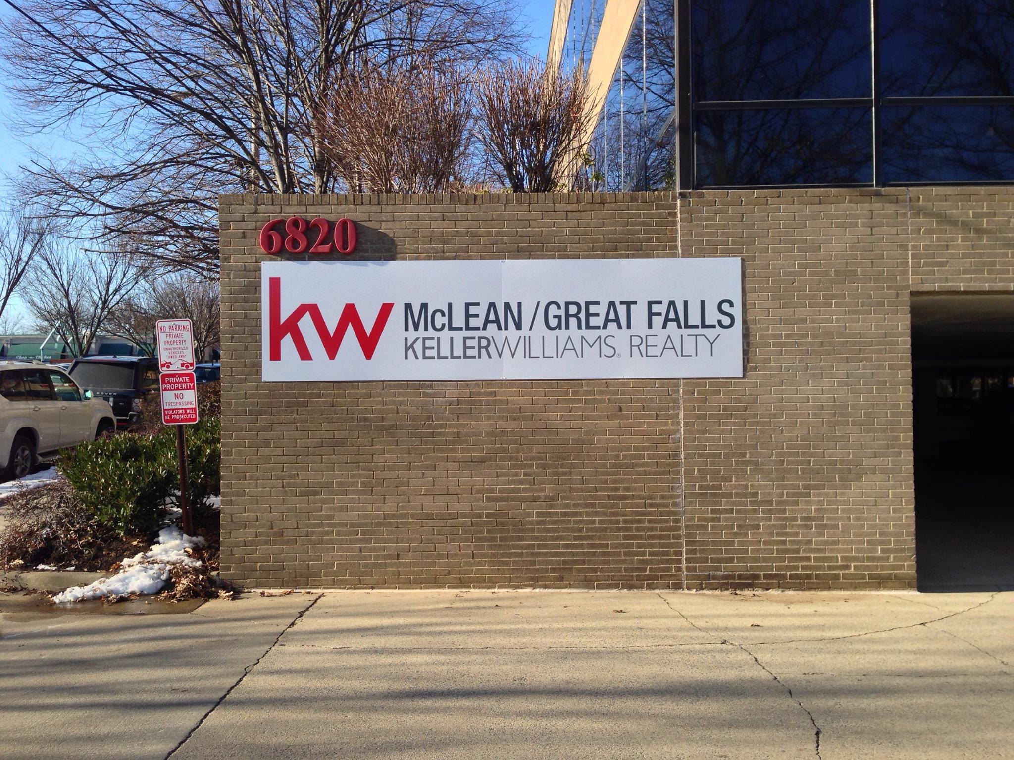 Custom Wall Signs Toronto | Commercial Business Office Signs